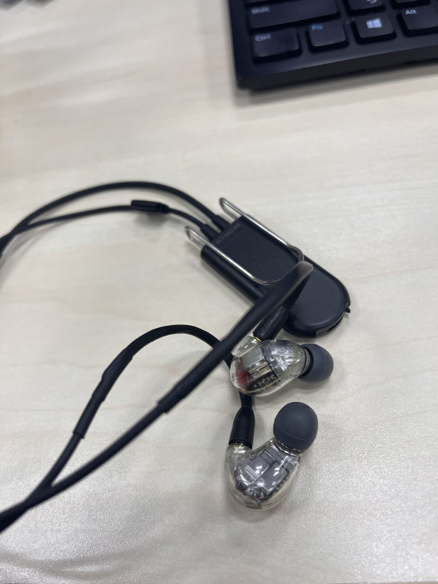 3年使った感想！Shure SE846の本気レビュー高音質イヤホンの頂点に君臨する名機！ | kausearch - カウサーチ